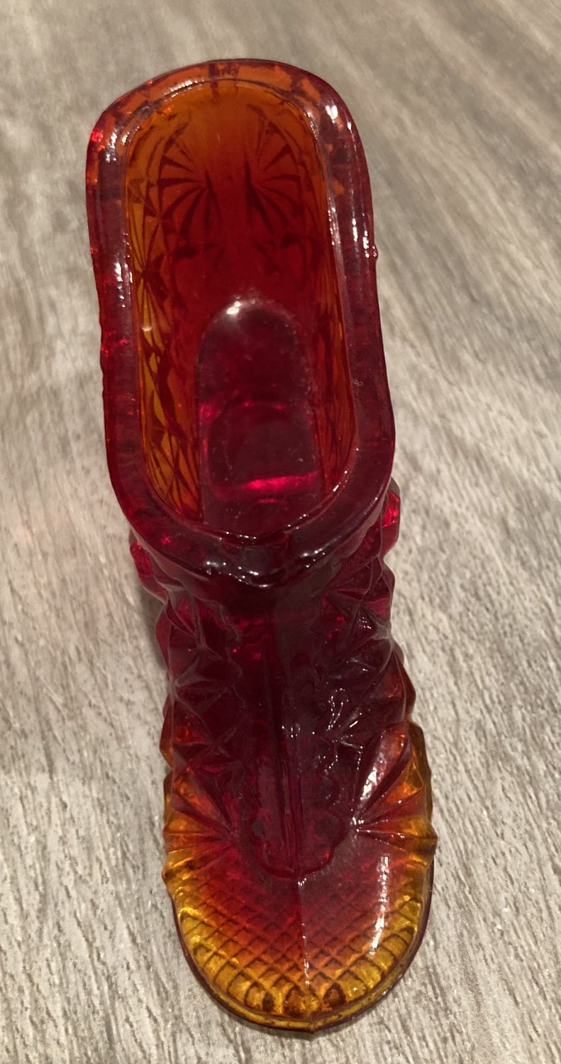 Clear Red Glass Slipper, Daisy and Button Design, LG Wright #14