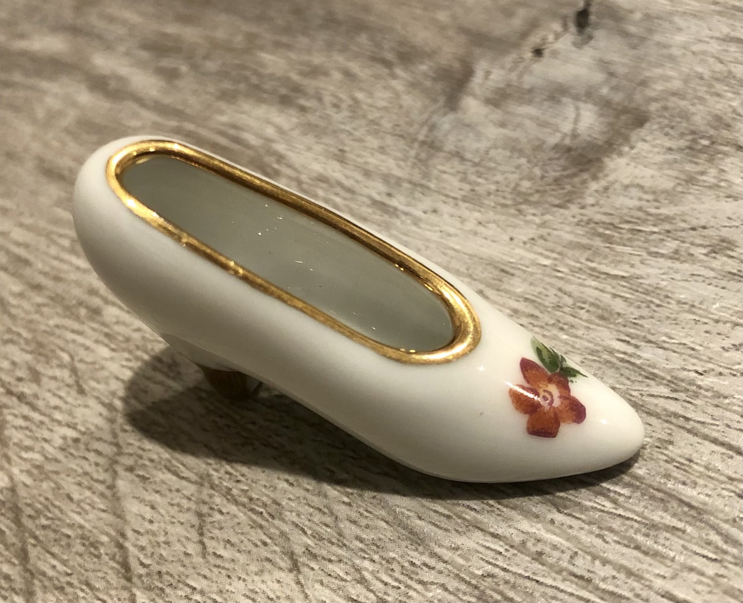 Miniature Limoges Bone China Shoe, Flower Detailing Made in France #31