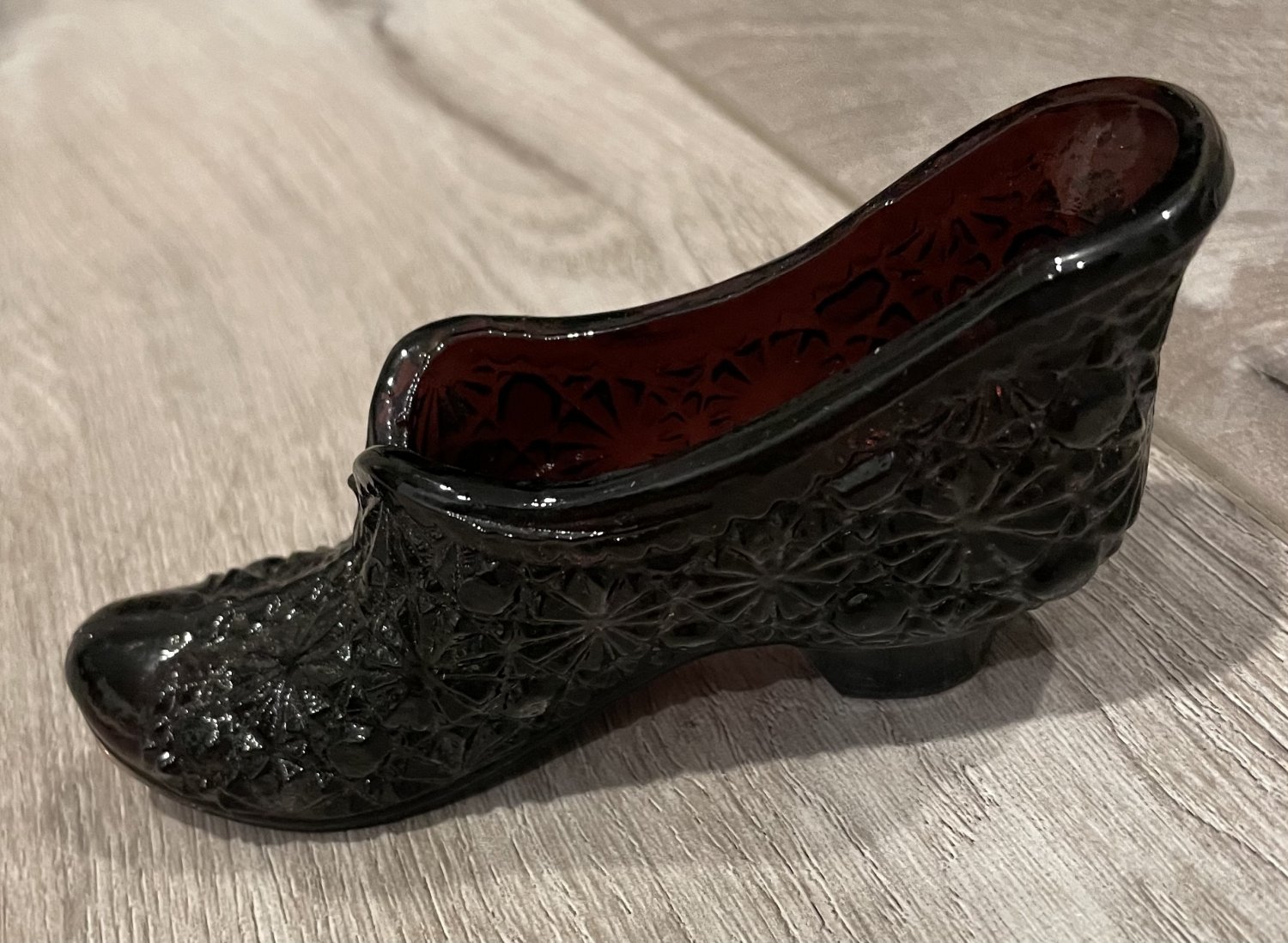 Dark Purple Glass Daisy and Button Slipper #50