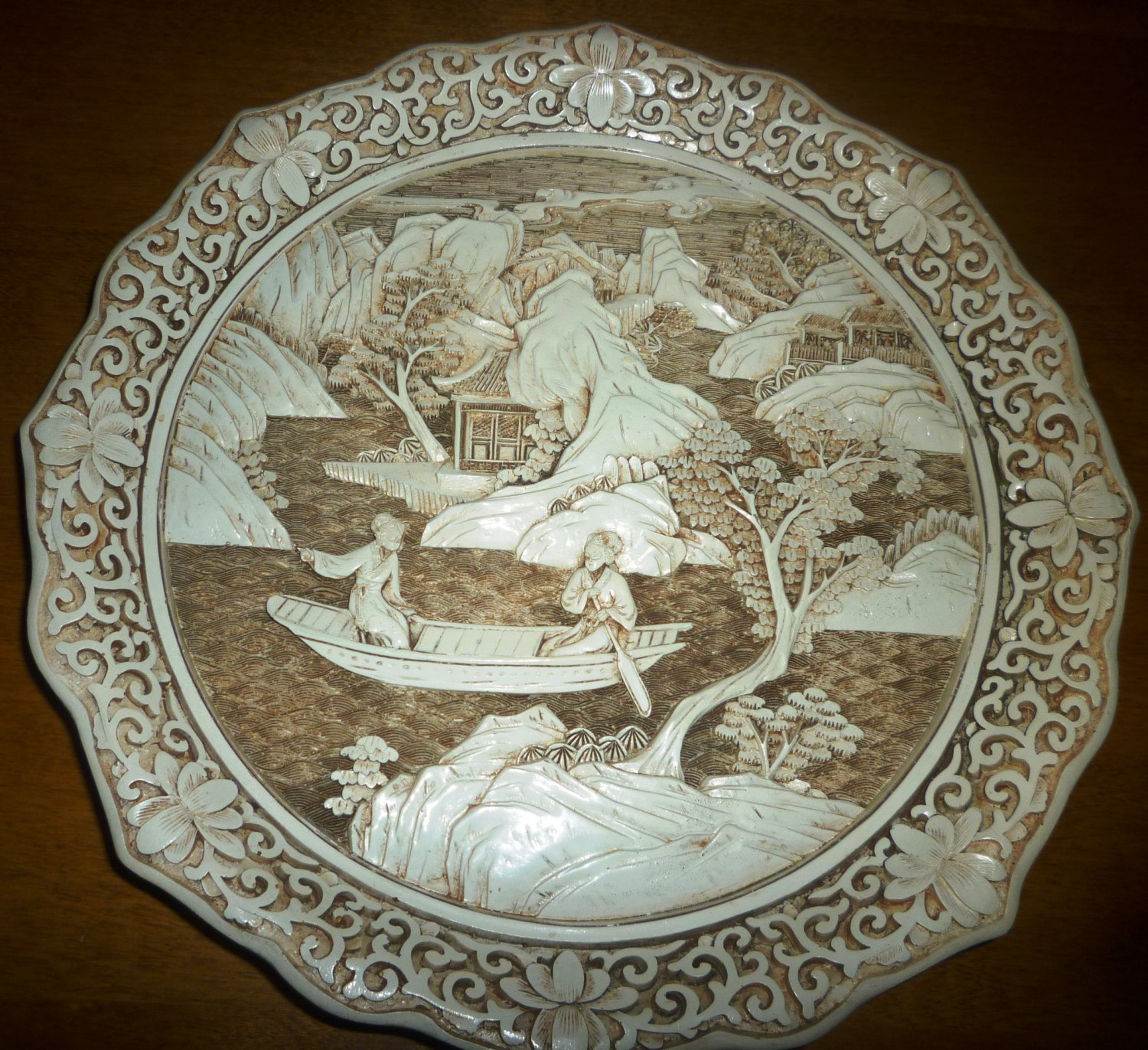 CARVED FAUX IVORY PLATE ORIENTAL OFF WHITE BY IVORY DYNASTY ARNART