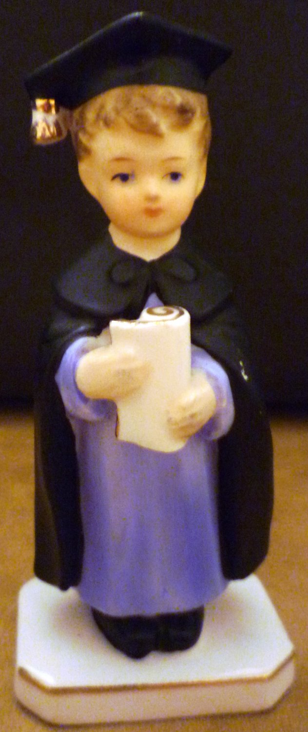 VINTAGE 1961 PORCELAIN FIGURINE CAKE TOPPER BOY GRADUATE MADE IN JAPAN