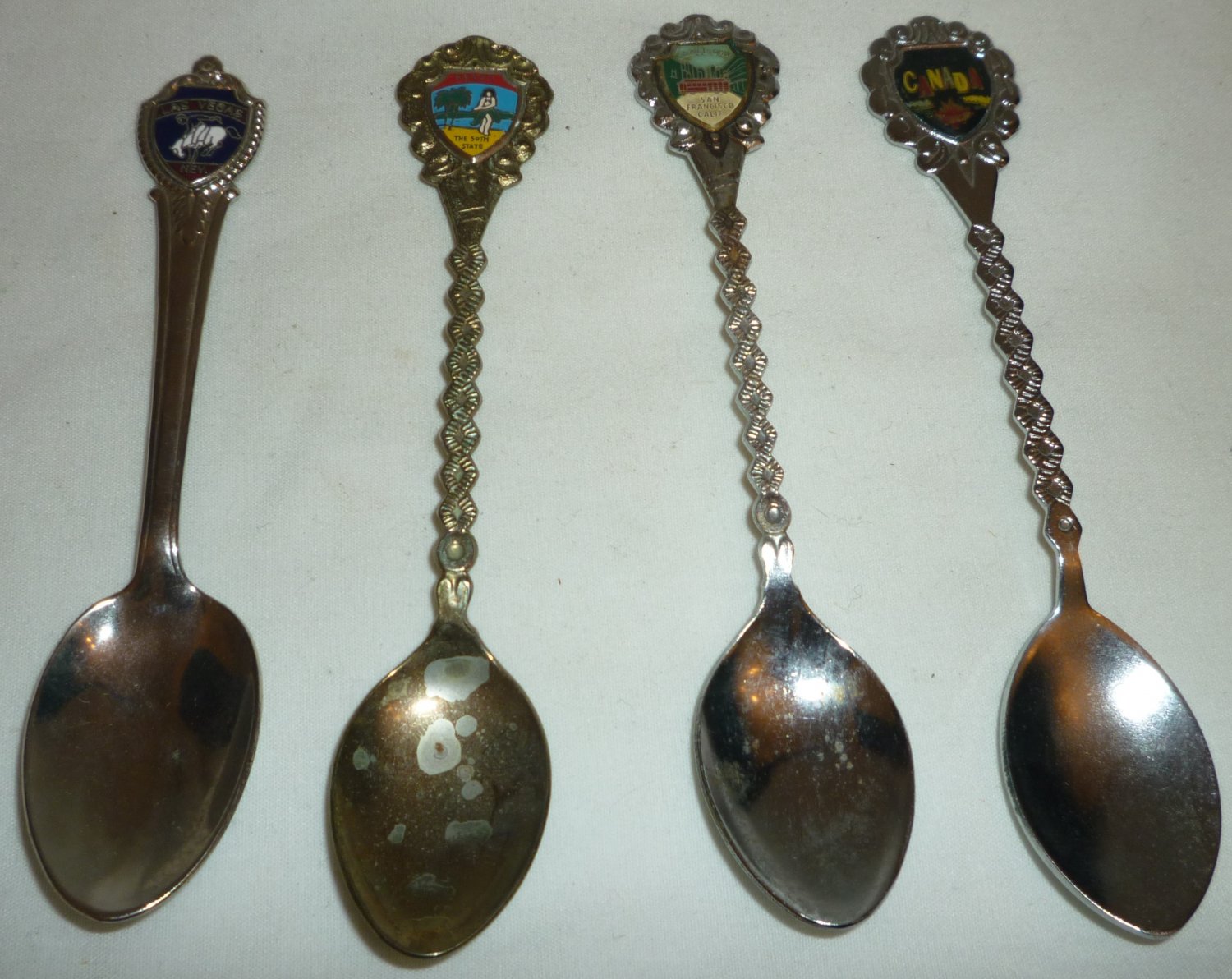 COLLECTIBLE SPOONS SET OF 4 MEMORABILIA LAS VEGAS SAN FRANCISCO FLORIDA ...