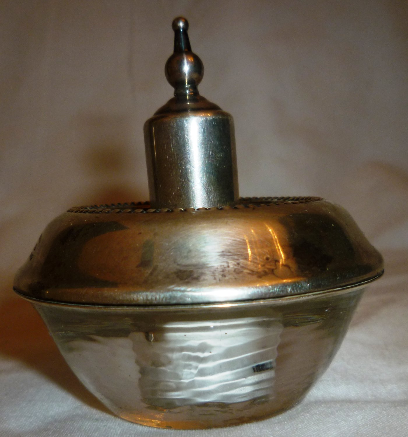 ANTIQUE FRANK M. WHITING STERLING SILVER & GLASS CRYSTAL TABLE LIGHTER