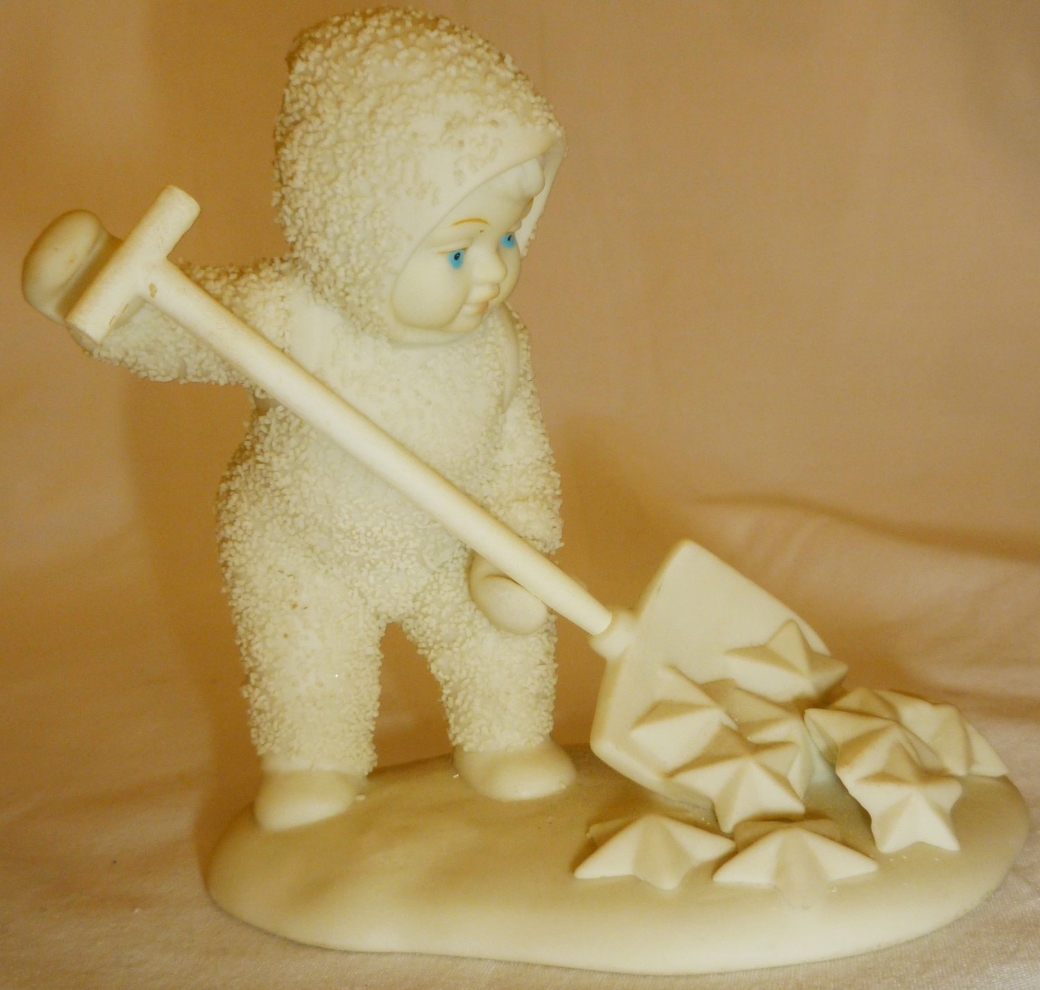 CHARMING SNOWBABIES FIGURINE 'SO MUCH WORK TO DO' WITH STARS DEPT. 56