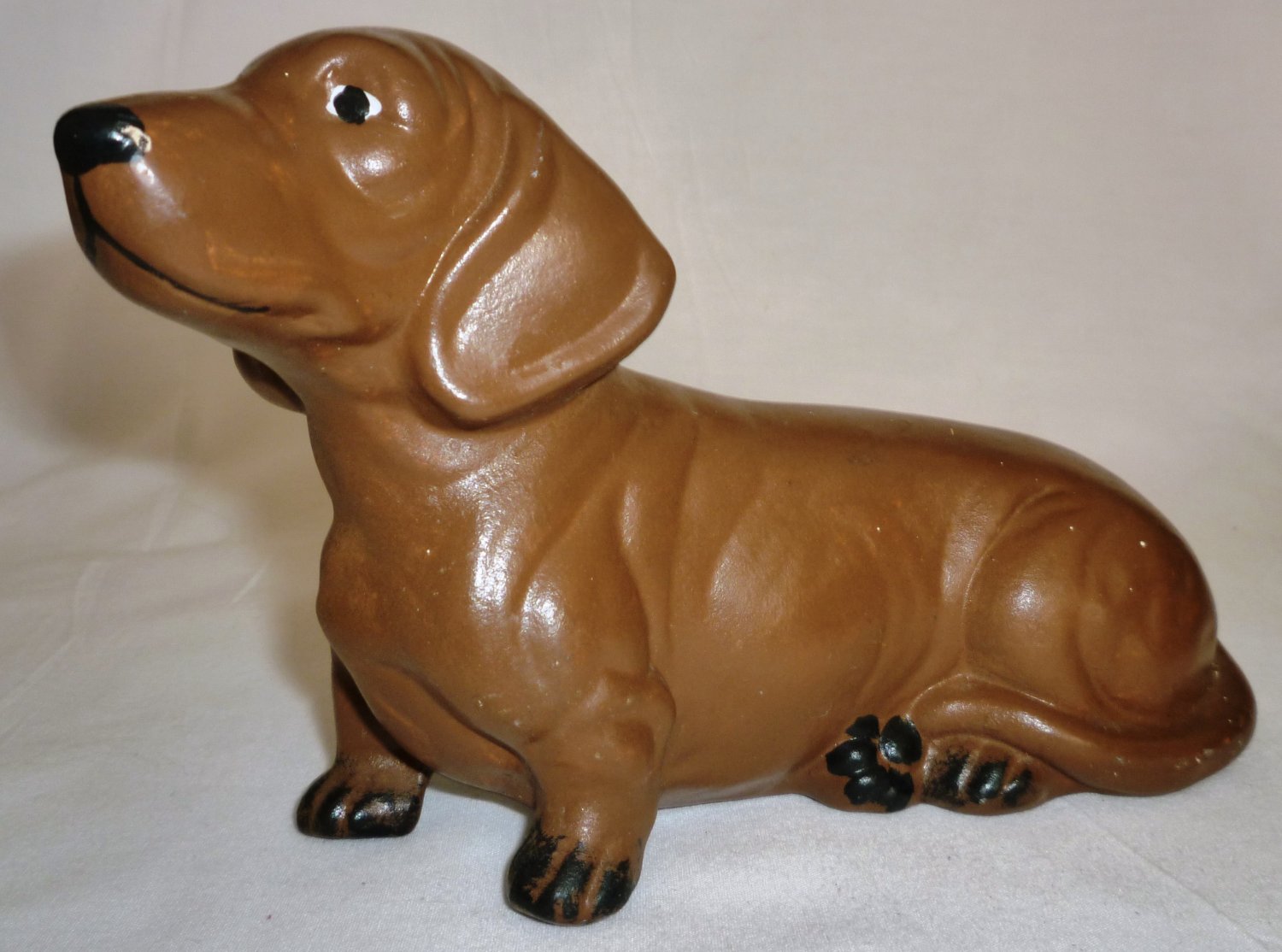 CHARMING HANDPLAINTED UNGLAZED CERAMIC DOG FIGURINE DACHSHOUND