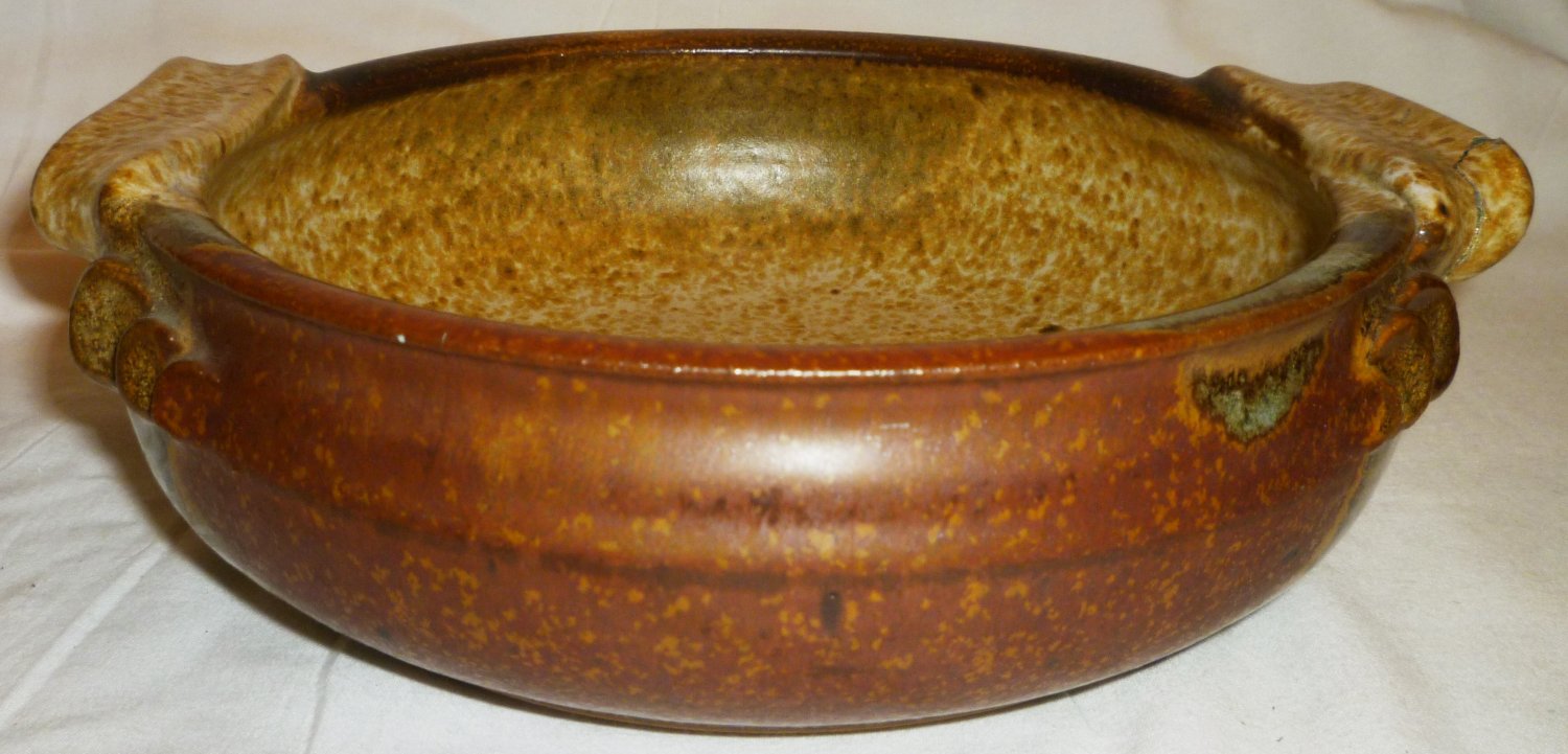 BEAUTIFUL SCHROEDER POTTERY MINNESOTA EARTHWARE BRIE BAKER WITH HANDLES