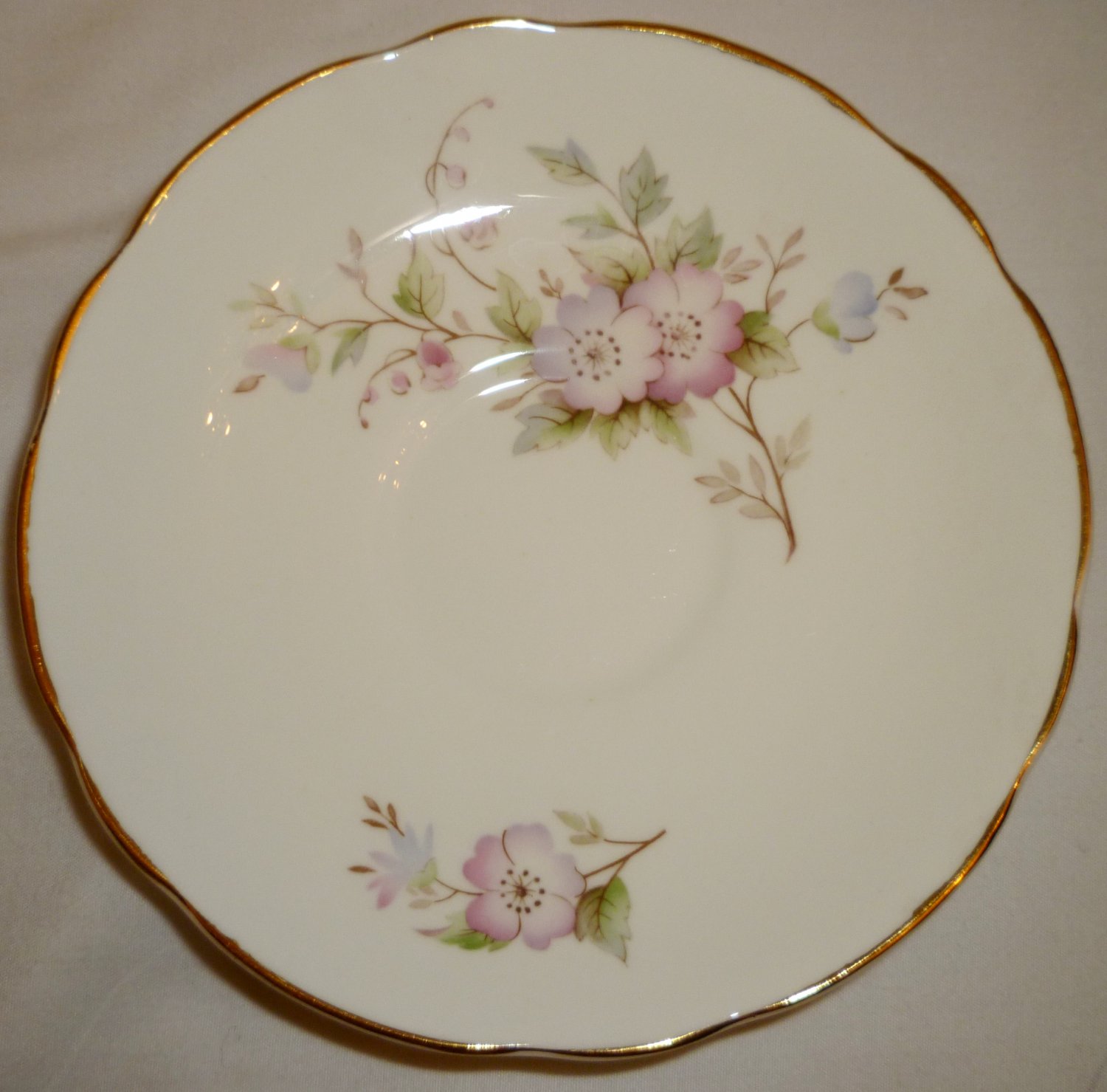ROYAL STUART ENGLAND BONE CHINA FLORAL TEA CUP & SAUCER SET