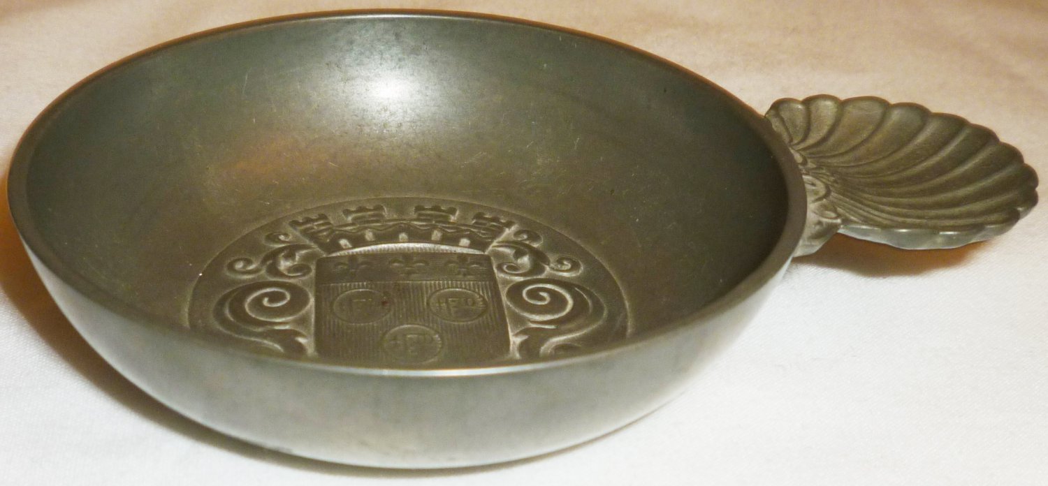 VINTAGE ETAIN FRANCE PEWTER FIN WINE TASTING CUP TASTEVIN FLEUR DE LIS