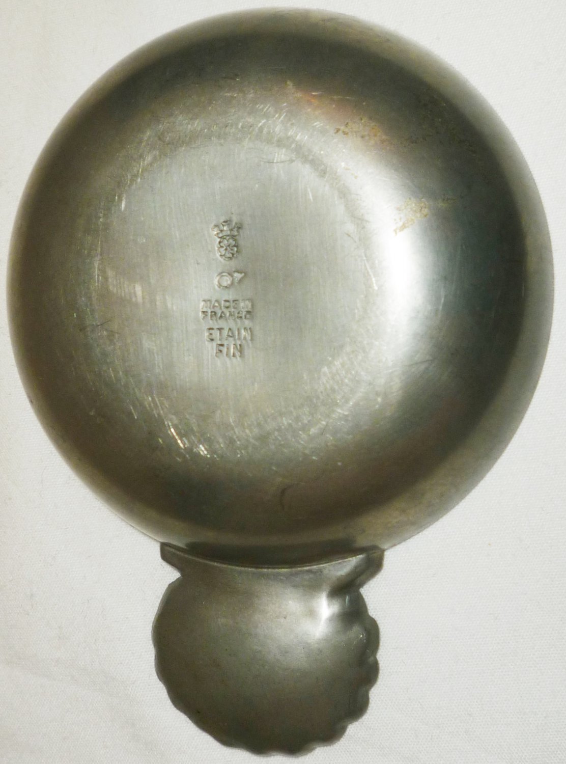 VINTAGE ETAIN FRANCE PEWTER FIN WINE TASTING CUP TASTEVIN FLEUR DE LIS