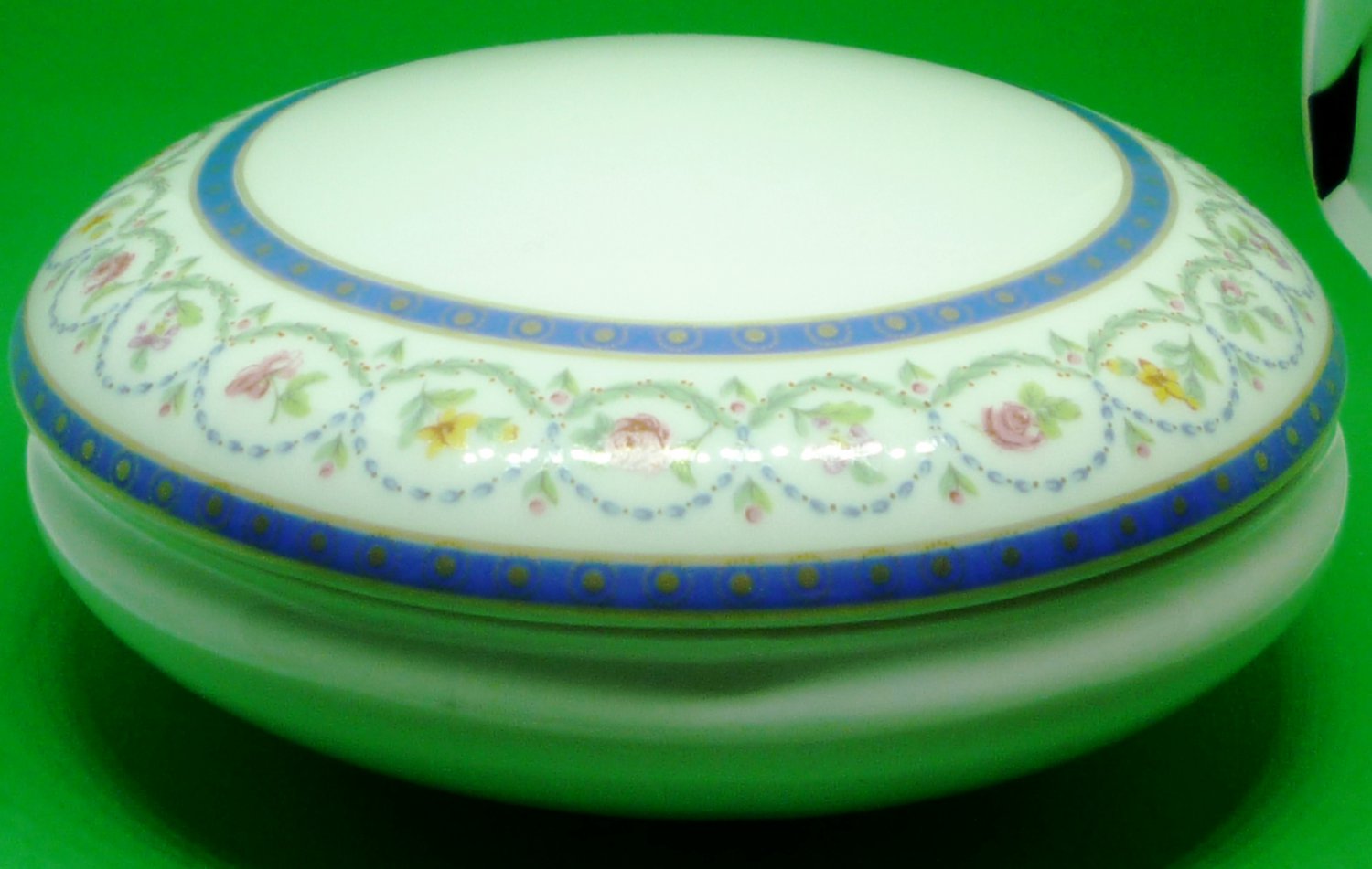 GORGEOUS VINTAGE HAVILAND LIMOGES FRANCE PORCELAIN BIG TRINKET POWDER BOX