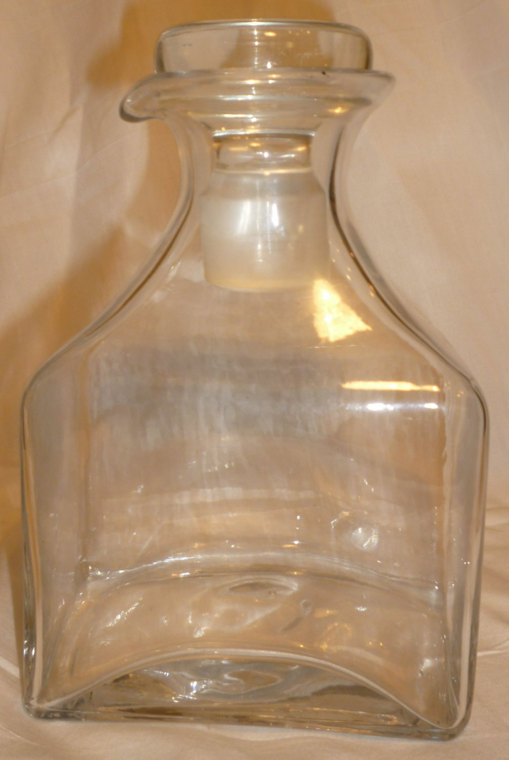 CLEAR GLASS CONTEMPORARY BLOCK DESIGN LIQUOR PITCHER DECANTER