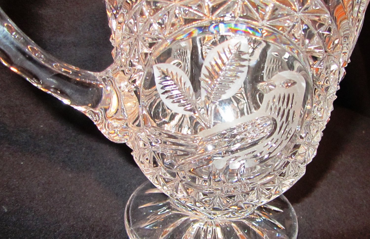 VINTAGE HOFBAUER GERMANY BYRDES COLLECTION CUT CRYSTAL ETCHED BIRD PITCHER
