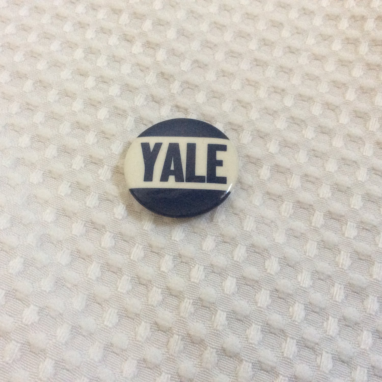 Vintage Yale University Pin Pinback Button Badge