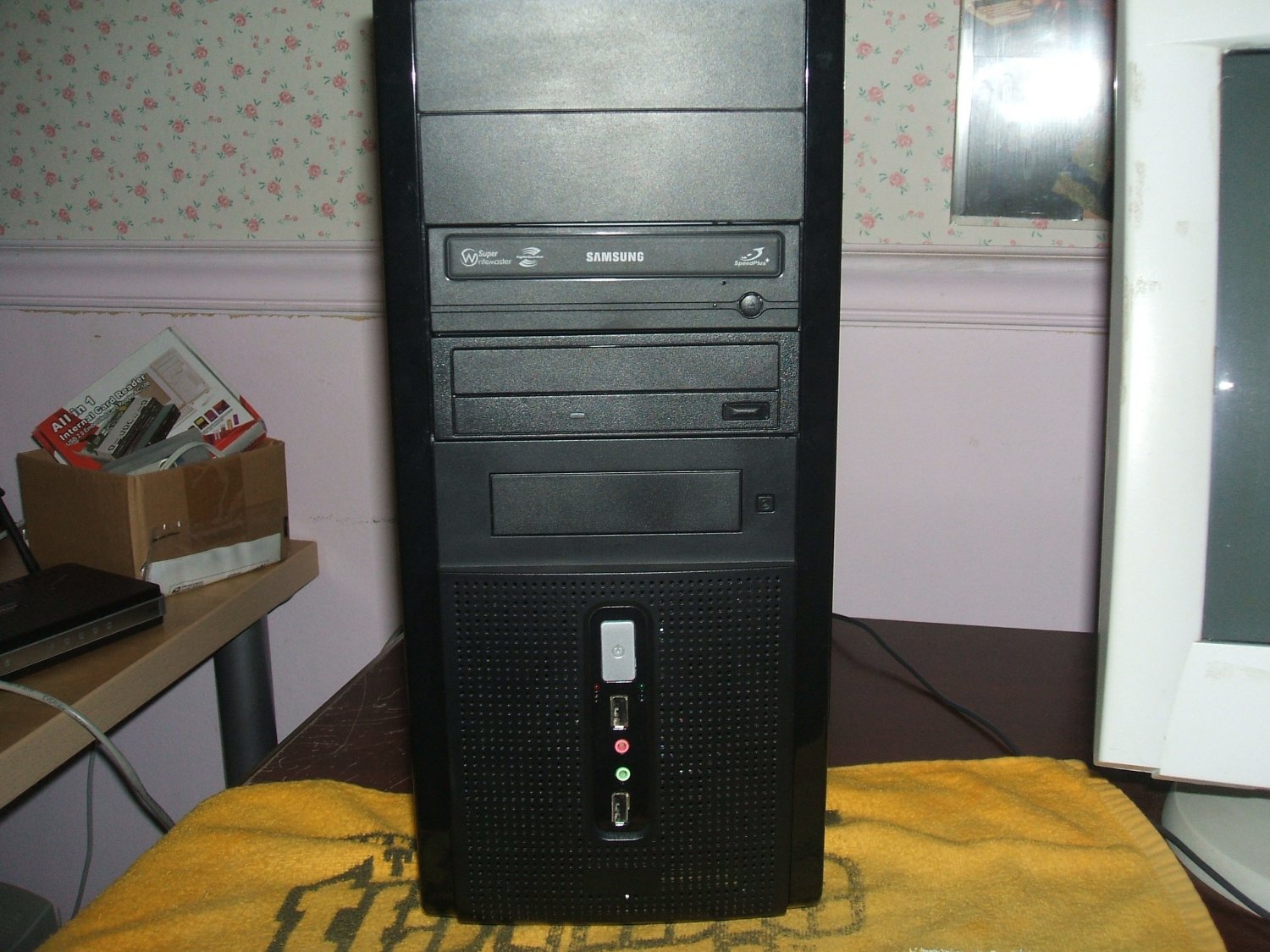 Custom-Built Desktop Computer Custom-Built Desktop Computer