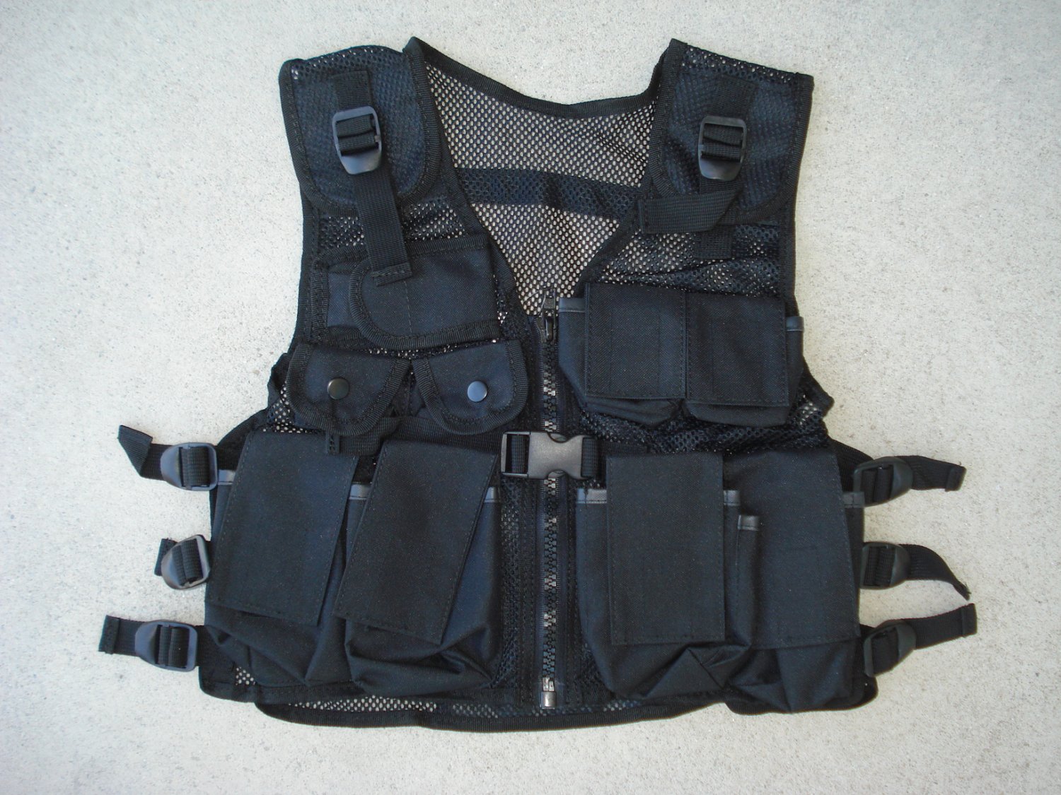 Kids SWAT Police Tactical Combat Vest Black 9 Pockets Adjustable