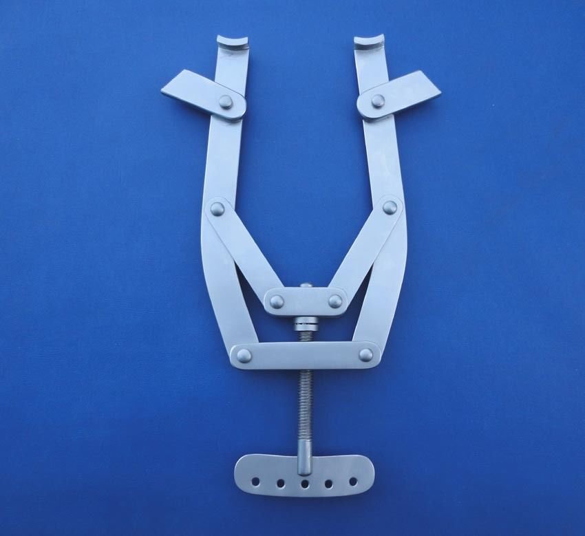 New Tractor, Bone Wire, Kirschner, Large. Orthopedic