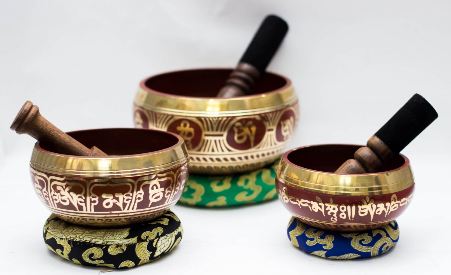 Tibetan Singing Bowl Sets of 3 - Chakra healing Singing Bowl - Red