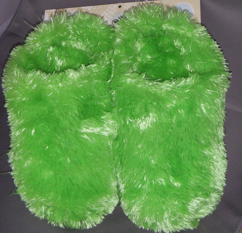Ladies LIME GREEN FUZZY SOFT Slippers Clog Slip on Style