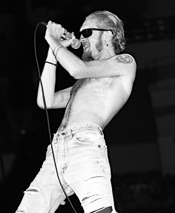 Layne Staley - Alice In Chains 8”x10” BW Concert Photo (Brand New)