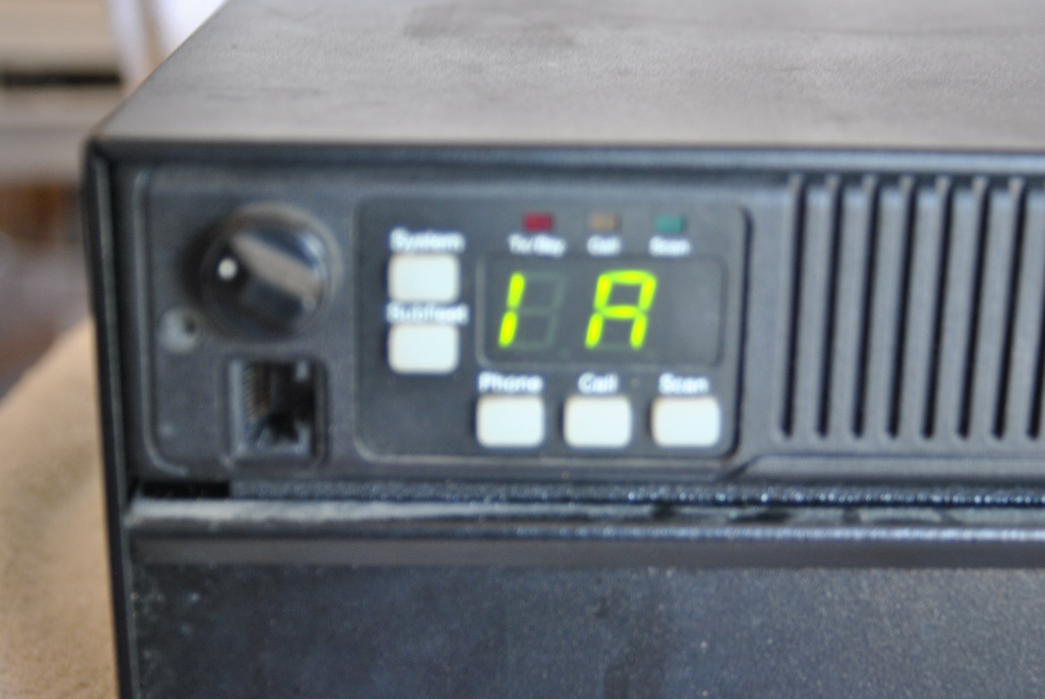 Motorola Max Trac Trunking Radio D27MWA5GB7AK with Astron SL-15R-RA sept16