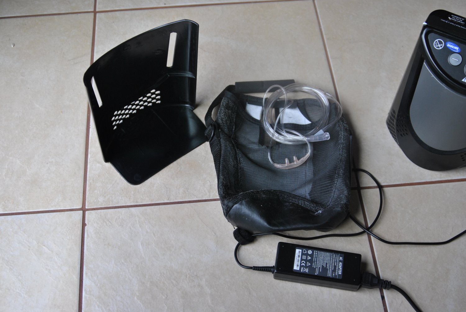 Invacare Portable Oxygen Concentrator XPO100 oct17 #19