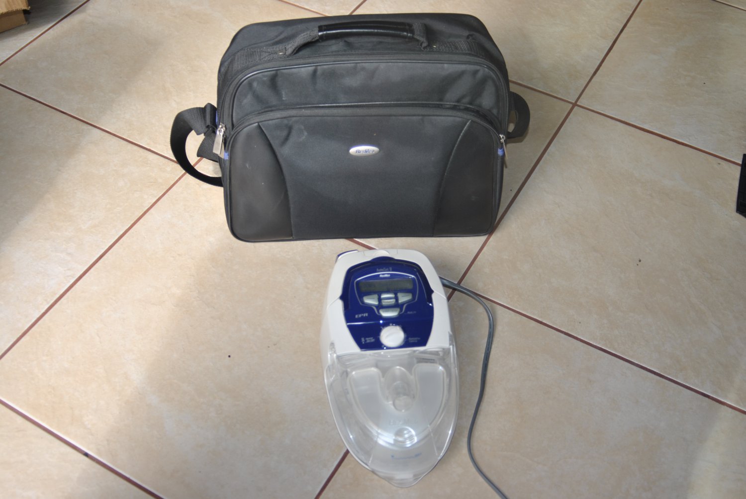 ResMed Autoset II 3312902 CPAP 8659 hrs with H4i Humidifier oct17 #103