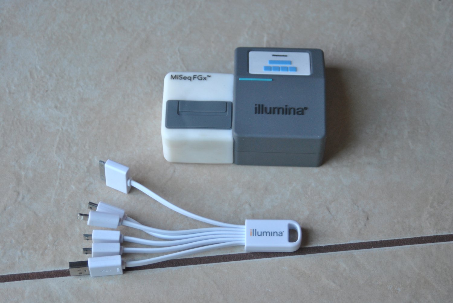 Illumina MiSeq FGx Forensic DNA Genomics Sequencing Module oct17 #A