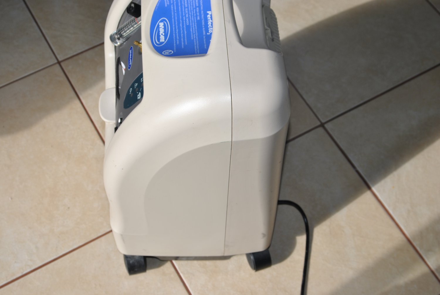 Invacare Perfecto 2 TM V Oxygen Concentrator IRC5PO2V 33176 hrs mar18 #16B