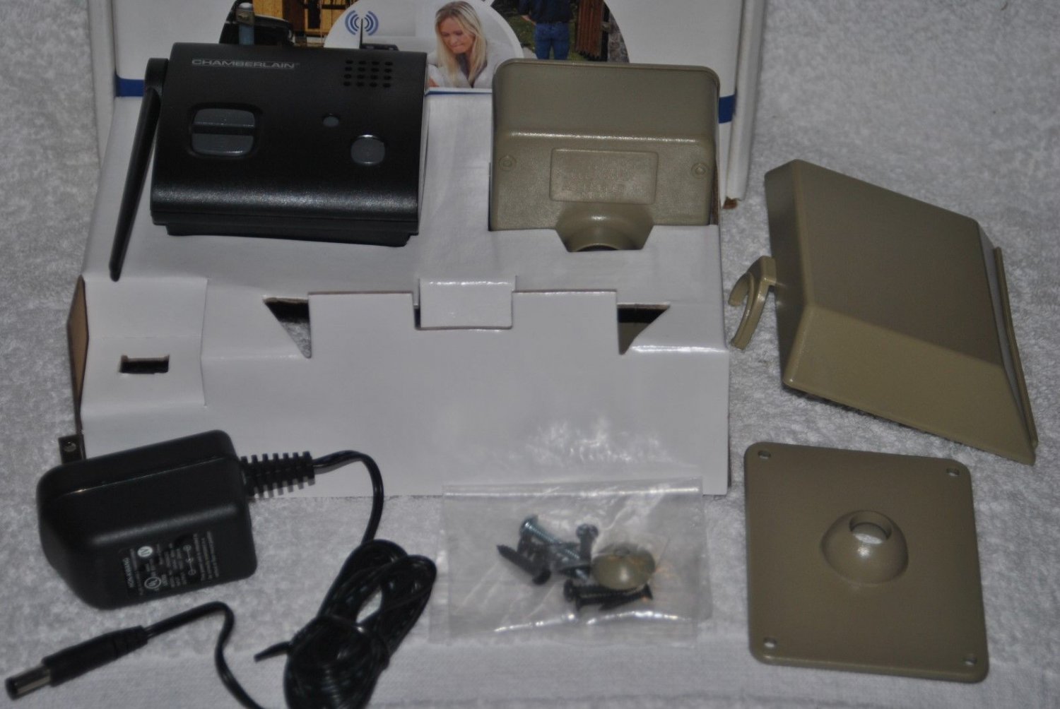 Chamberlain CWA2000 Wireless Motion Alert New mar18 #E