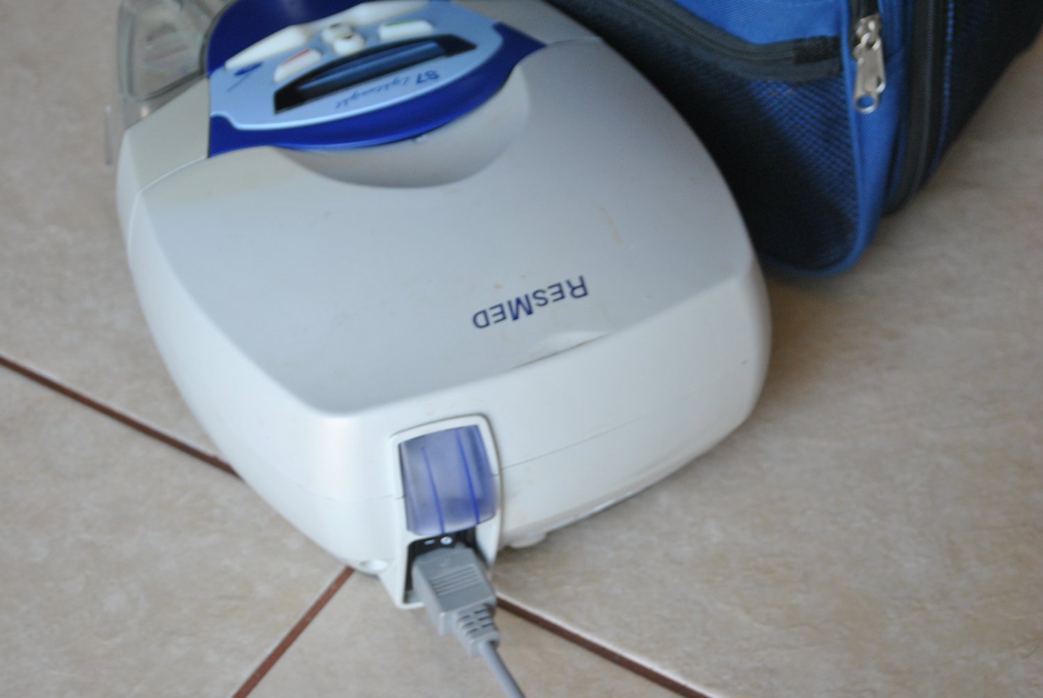 Resmed S7 Lightweight 30927.005 CPAP 8637 hrs with humidifier jun18 #133