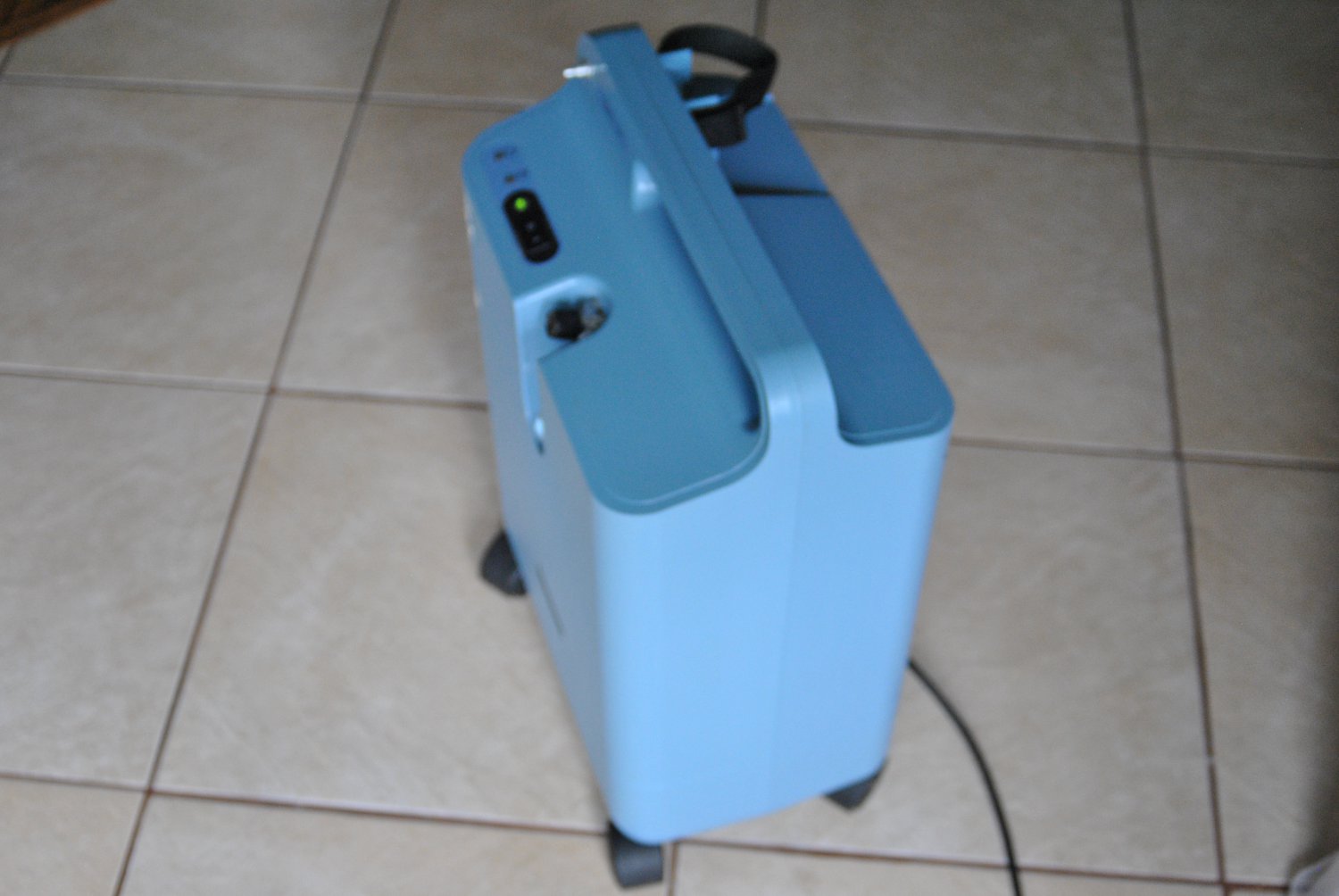 Respironics Everflo OPI 1020038 rev 5 Oxygen Concentrator 8904 hrs ...