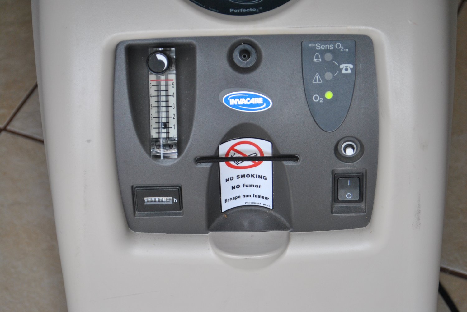 Invacare Perfecto 2 Oxygen Concentrator P/N 147920 rev A 20080 hrs ...