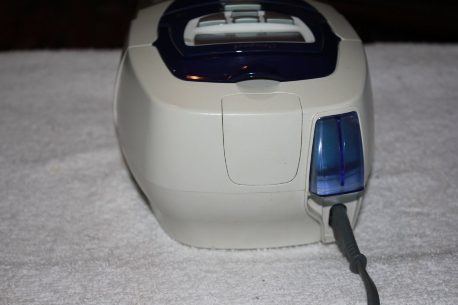 ResMed Compact S8 CPAP 33030 with Humidifier 2863 hrs oct20 #L