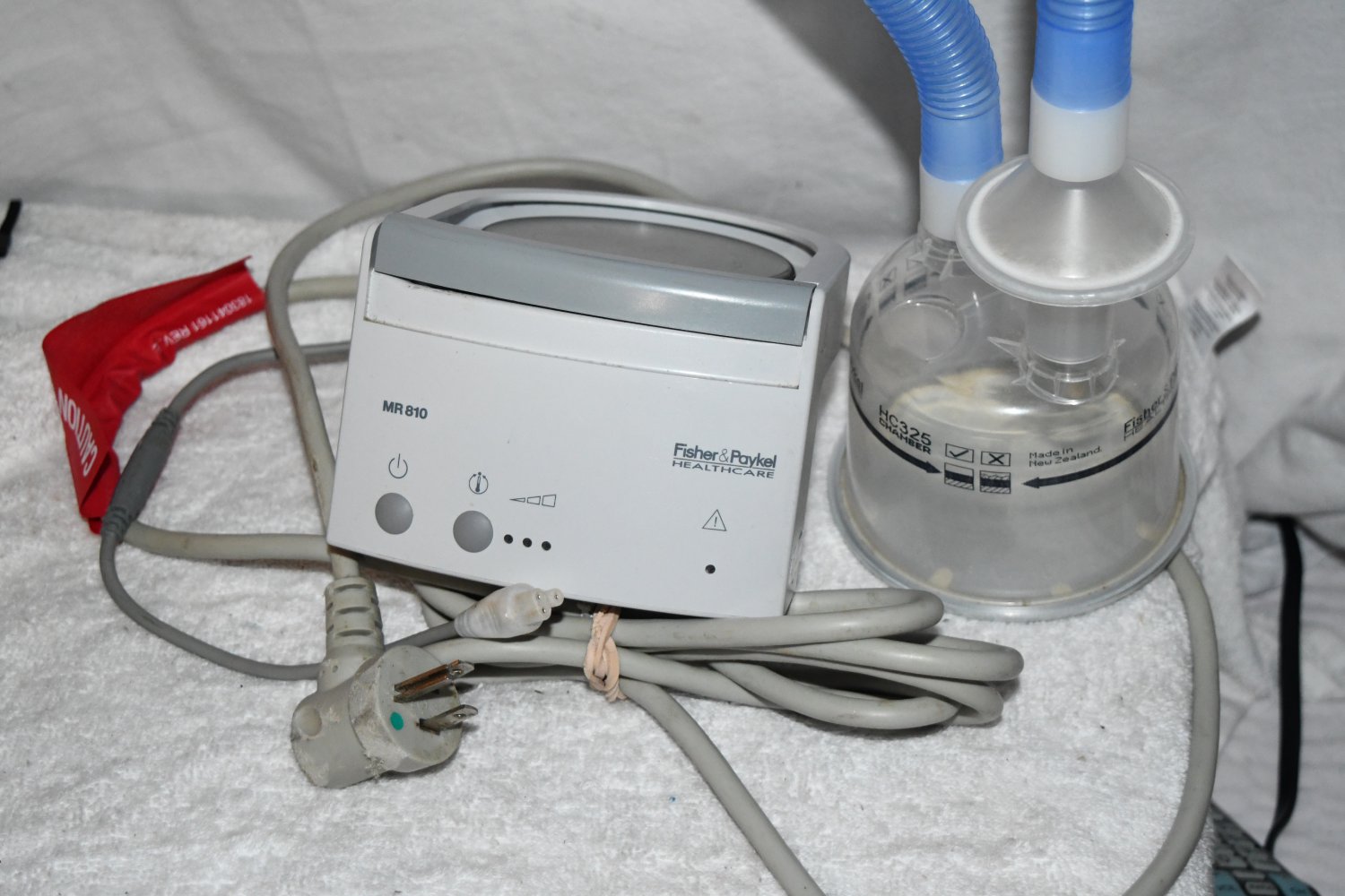 MR810 Fisher & Paykel Respiratory Heater Humidifier 23sep #77**SOLD**