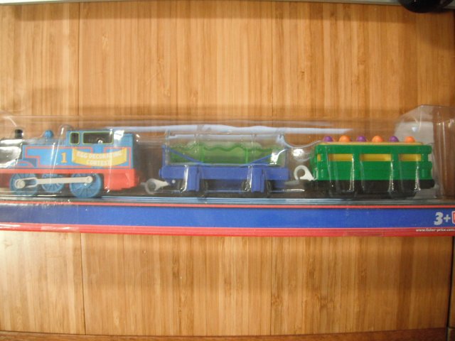 Thomas the Tank Trackmaster Egg Express Motorized Train