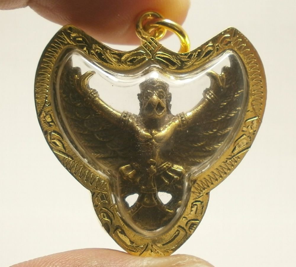 GARUDA PHAYA KRUT MAGIC EAGLE BIRD THAI AMULET LIFE PROTECTION PENDANT ...