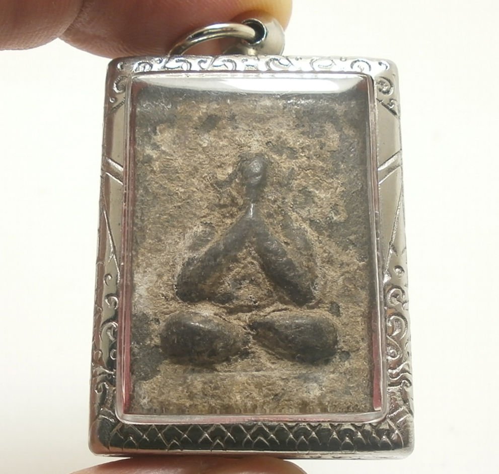 LP BOON BUDDHA CHANT MAGIC TOP MANTRA BLESSING THAI REAL POWERFUL ...