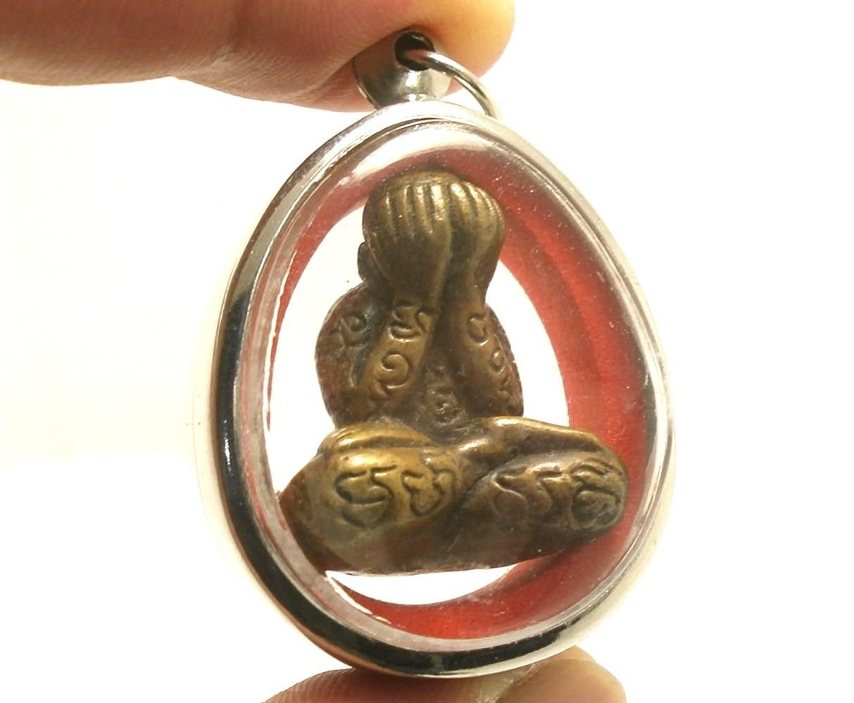 PIDTA PITTA CLOSE EYES BUDDHA LP KRON CRON THAI AMULET PENDANT LUCKY ...
