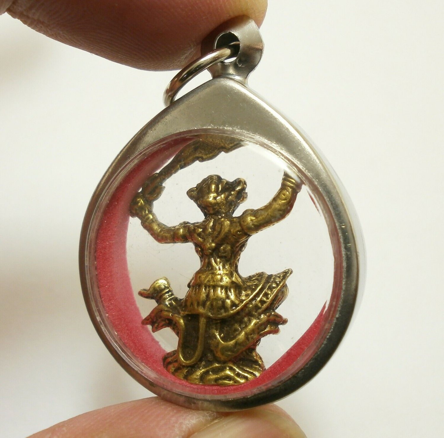 LORD HANUMAN MONKEY RAISE FLAG MUAY THAI LOCKET AMULET STRONG ...