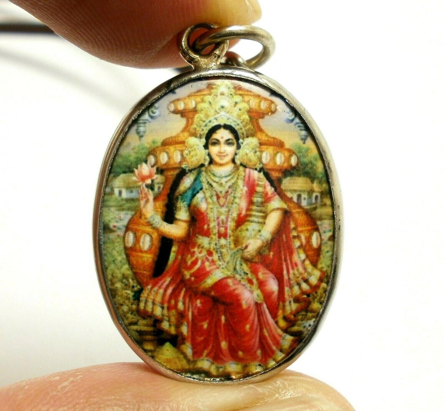 MAA LAKSHMI LAXMI DEVI HINDU GODDESS RICH LUCKY BLESSED PENDANT AMULET ...