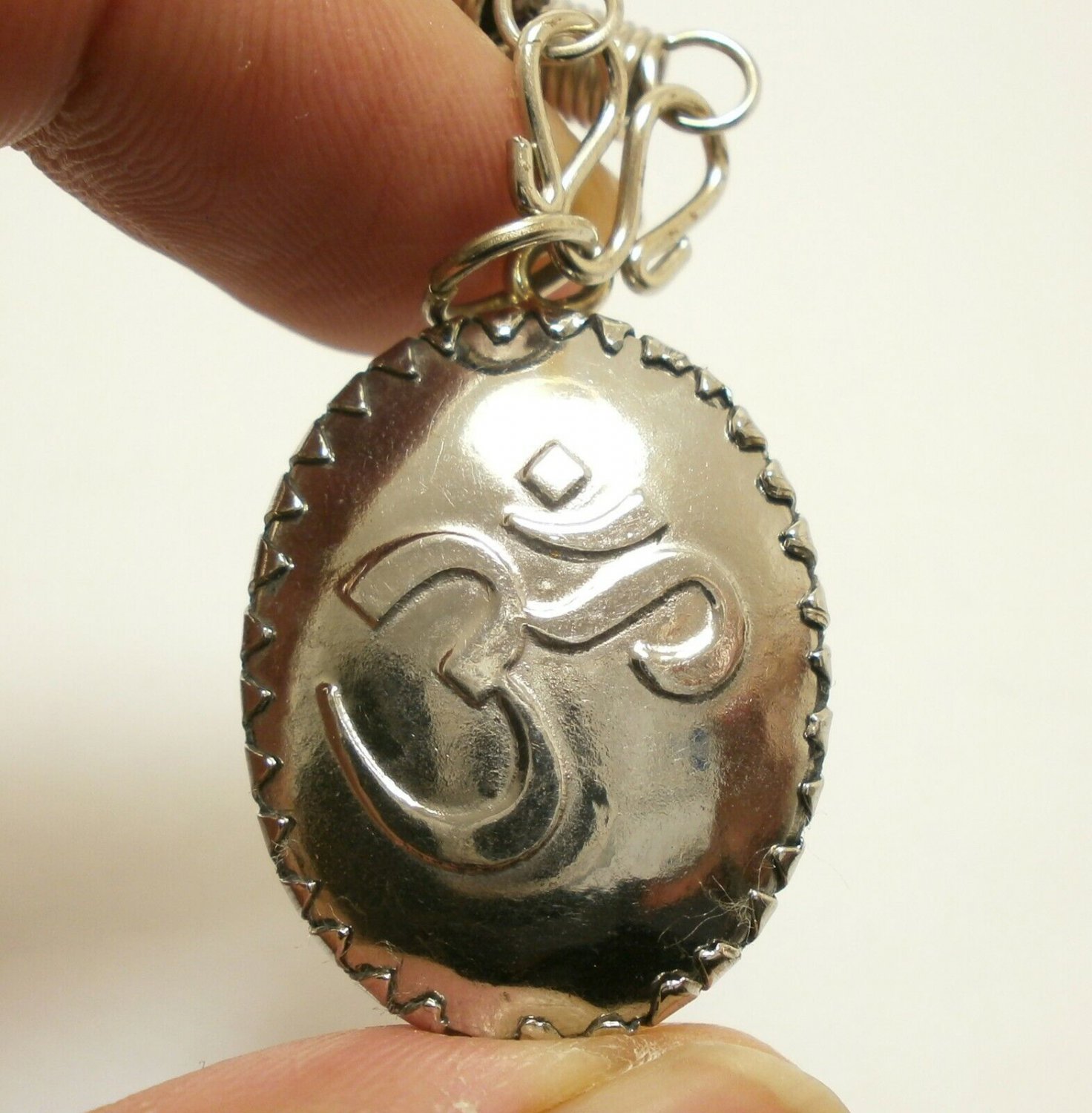 MAA LAKSHMI LAXMI DEVI HINDU GODDESS RICH LUCKY BLESSED PENDANT AMULET ...