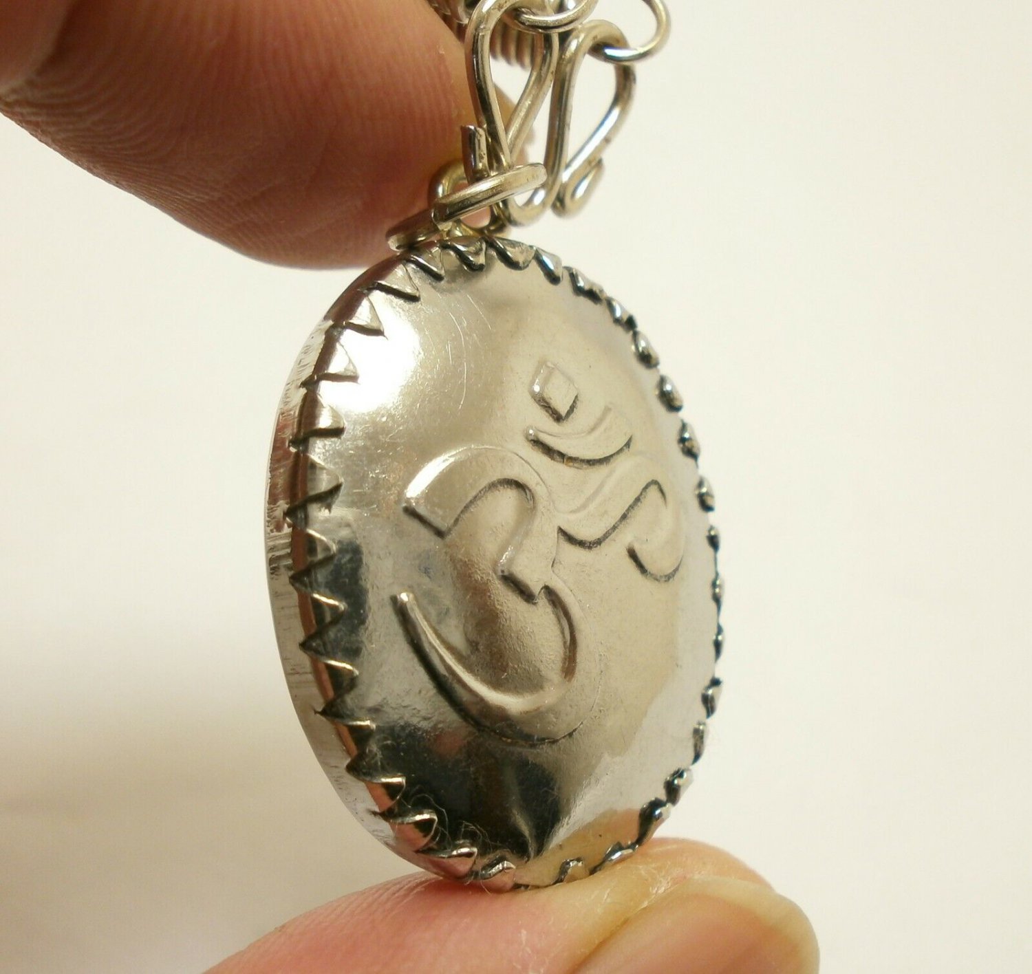 MAA LAKSHMI LAXMI DEVI HINDU GODDESS RICH LUCKY BLESSED PENDANT AMULET ...