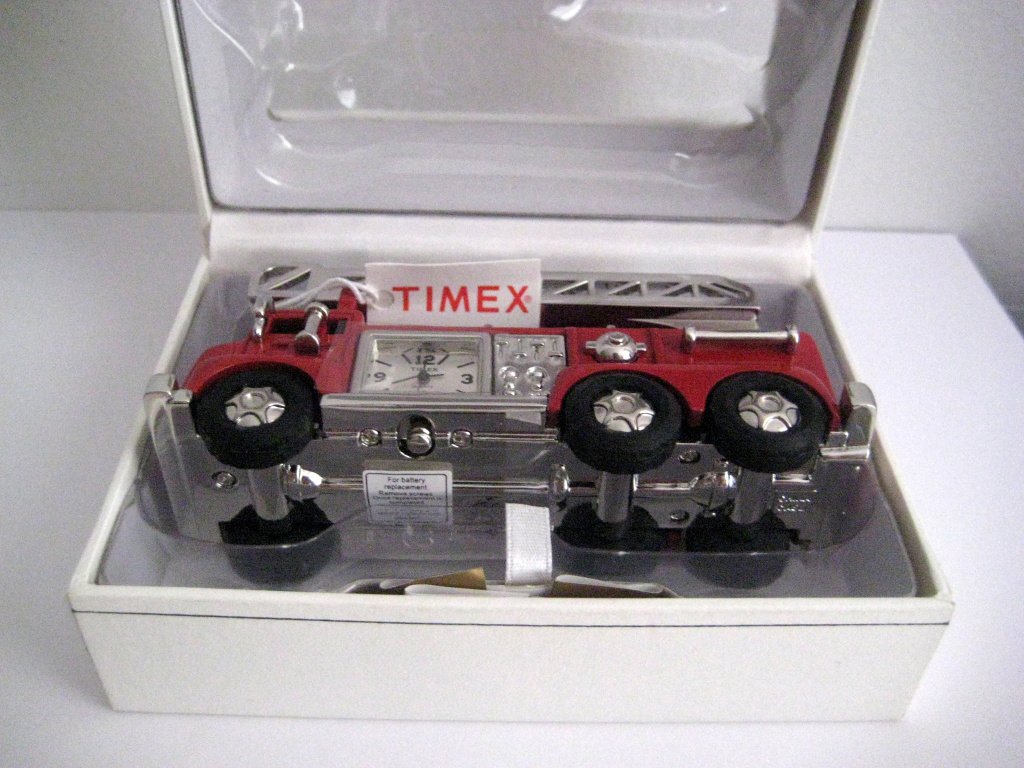 TIMEX COLLECTIBLE MINI-CLOCK