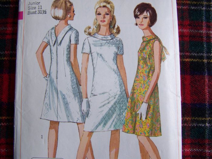 Easy Vintage A Line Dress Sewing Pattern 7129 Juniors 11 Deep V Back