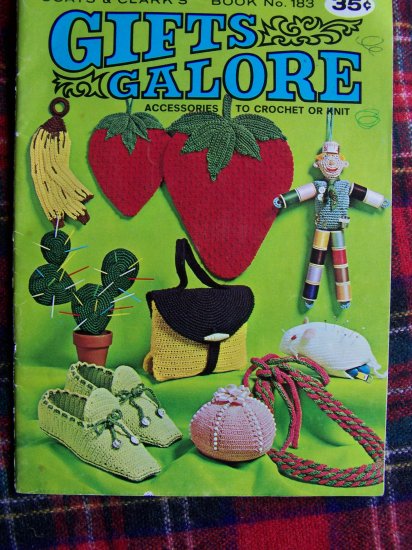 USA 1 Cent S&H Vintage Crochet or Knitting Patterns Book Gifts Accessories