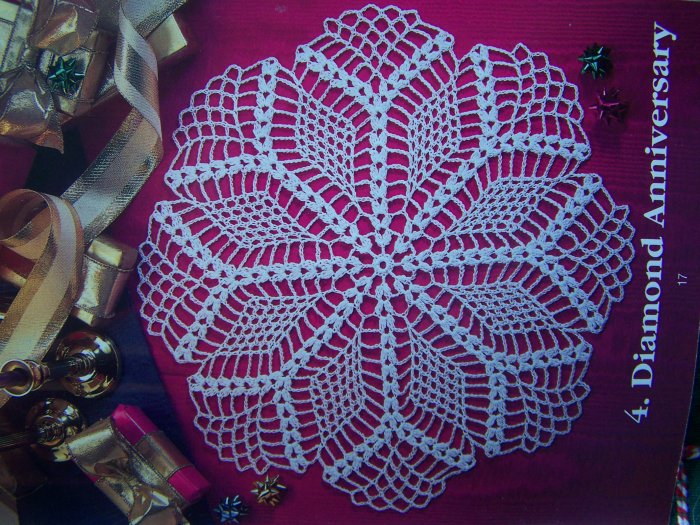 1 Cent USA S&H 6 Crocheted Doily Patterns Book Crochet Doilies