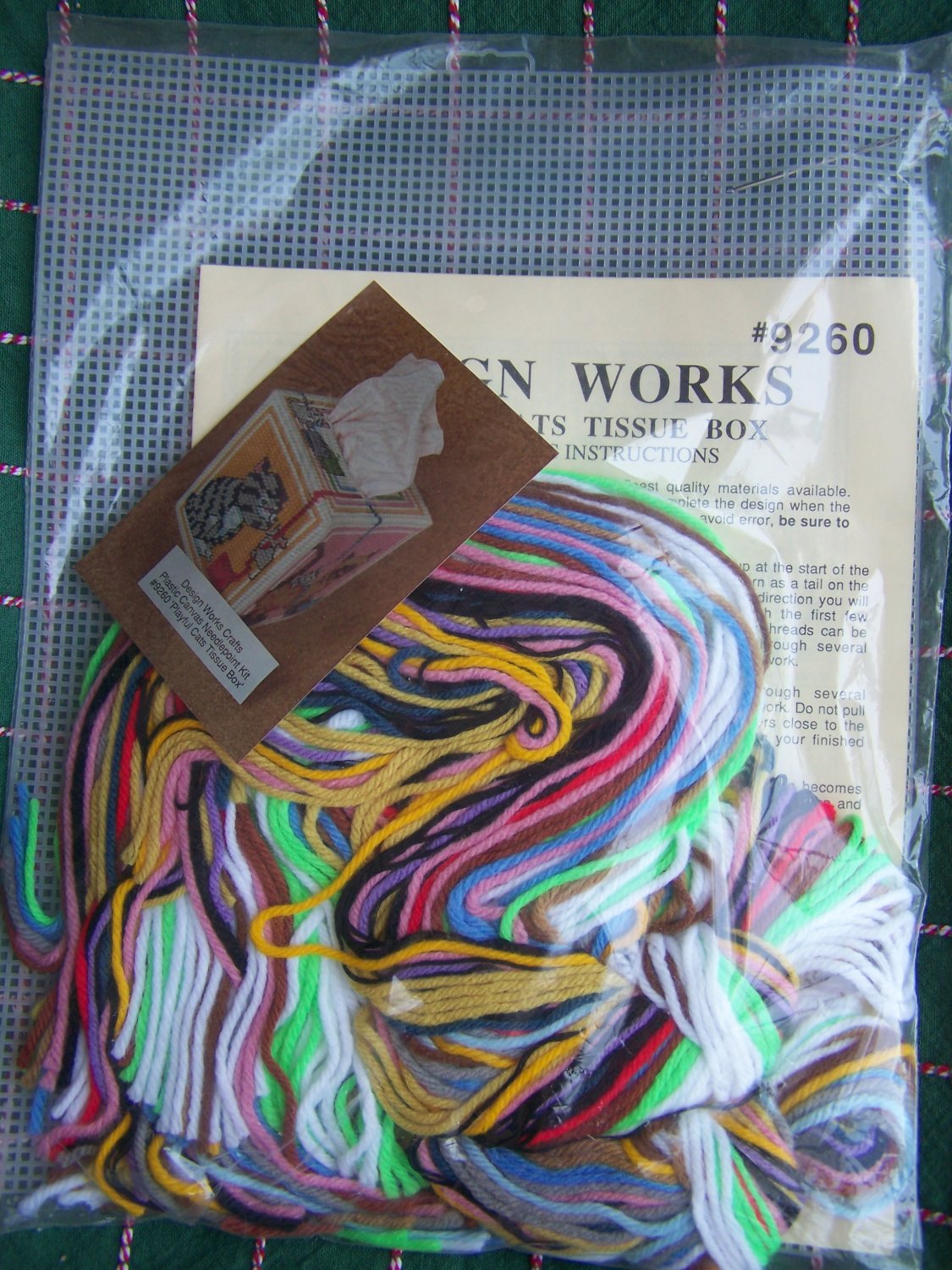 New Playful Cats Tissue Box Plastic Canvas Needlepoint Craft Kit 9260