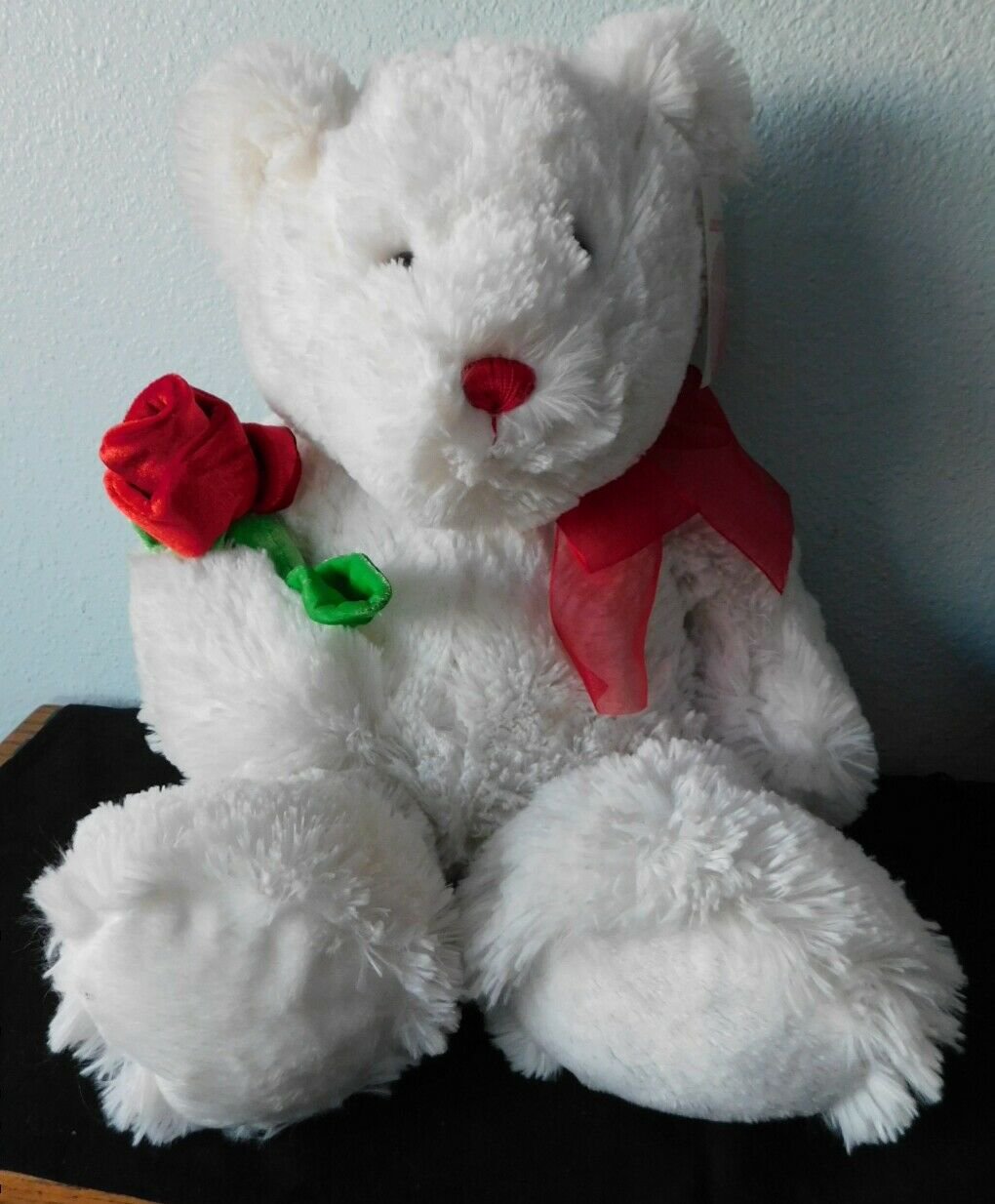 18" So Soft & Fluffy VALENTINE Bear w /ROSE& BOW Caltoy NEW w/hangtag