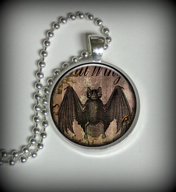 Bat Pendant Charm, Resin Necklace, Halloween Pendant, Necklace Pendant ...