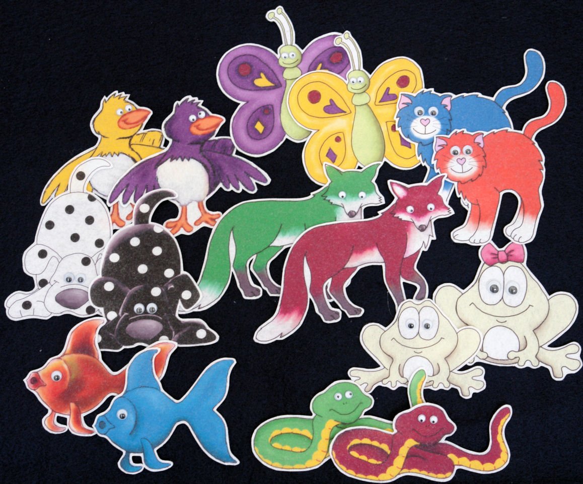 Hello Red Fox, Green Fox and Other Animals 16-pc Flannel Felt Story